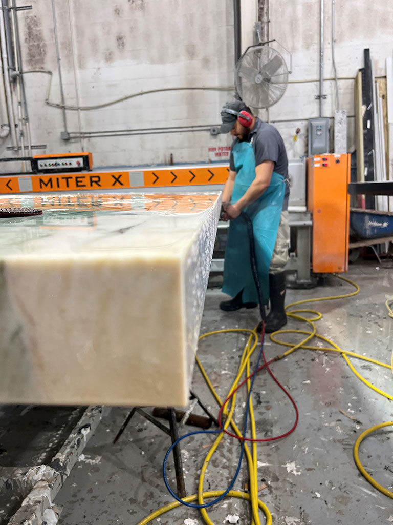 How to Cut Quartzite?